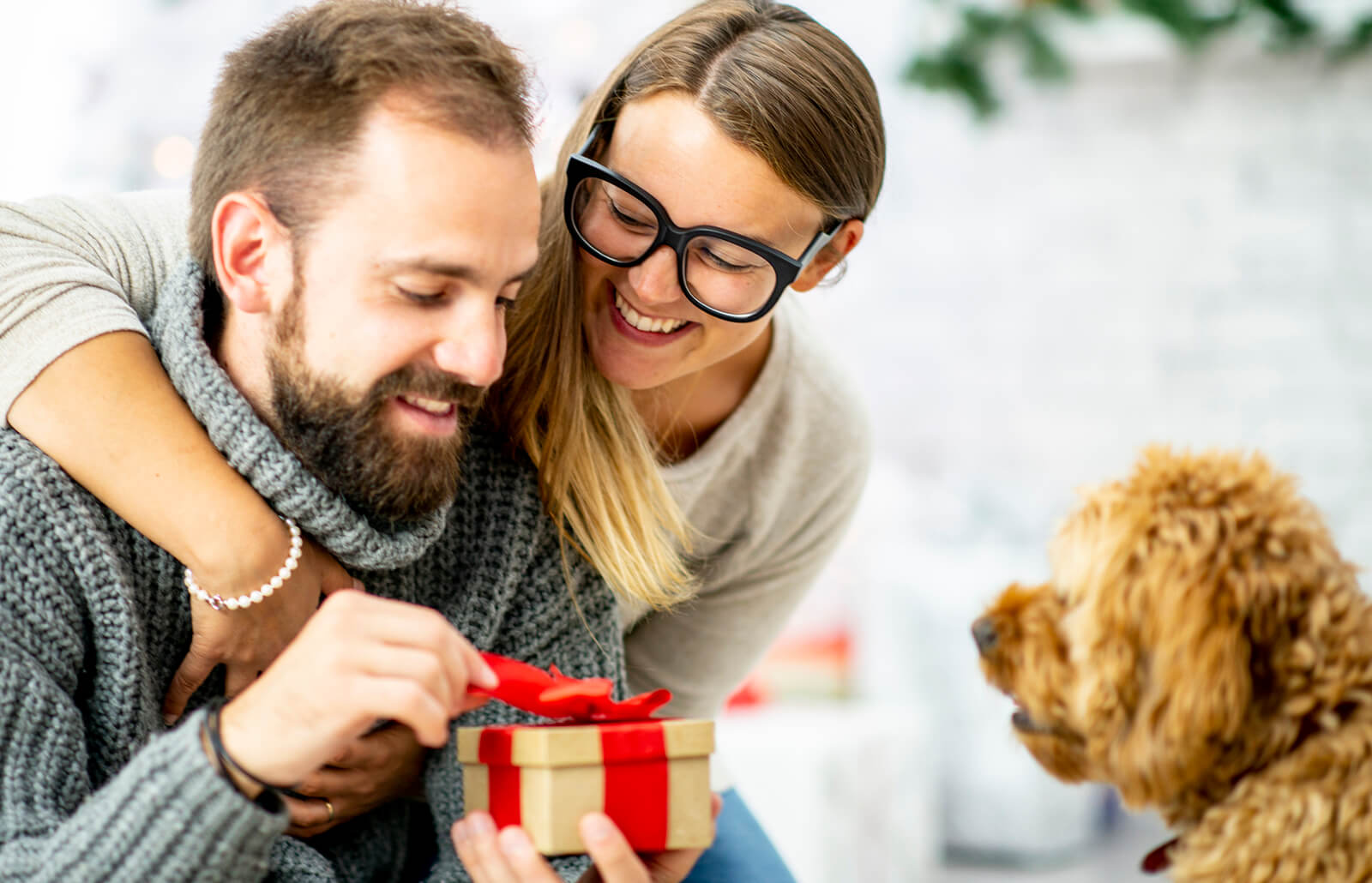How To Choose the Perfect Present For Your Boyfriend? - iCharts