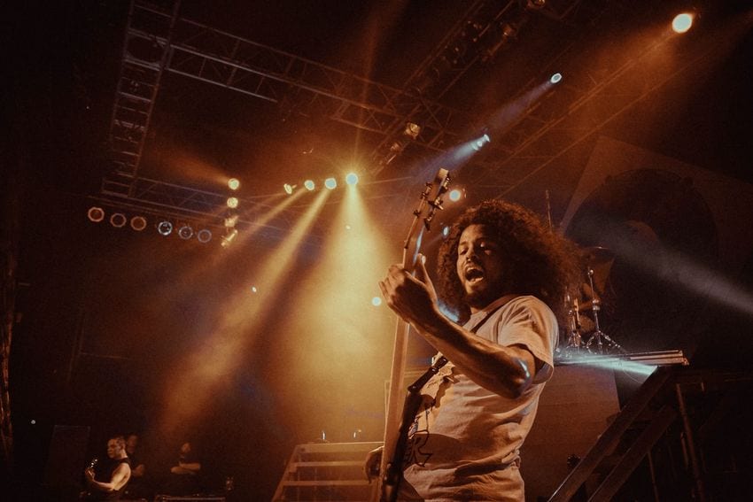 Top 10 Most Popular RnB Songs - 2024 Guide - iCharts