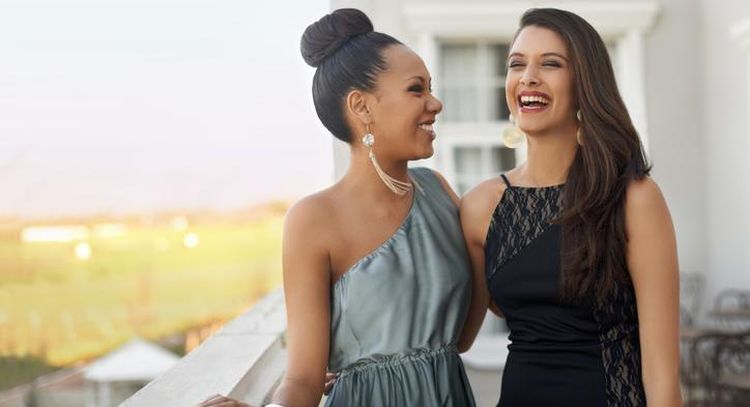 5 Tips on What to Wear To a Formal Work Event - 2024 Guide - iCharts