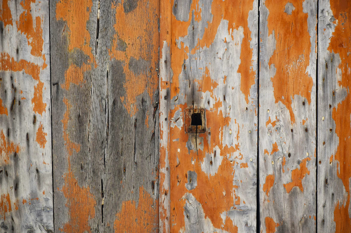 How to Paint Varnished Wood - iCharts