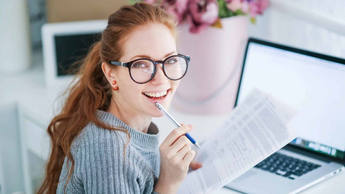 Make Money in Your Free Time ─ Weekend Side Jobs That Pay - iCharts